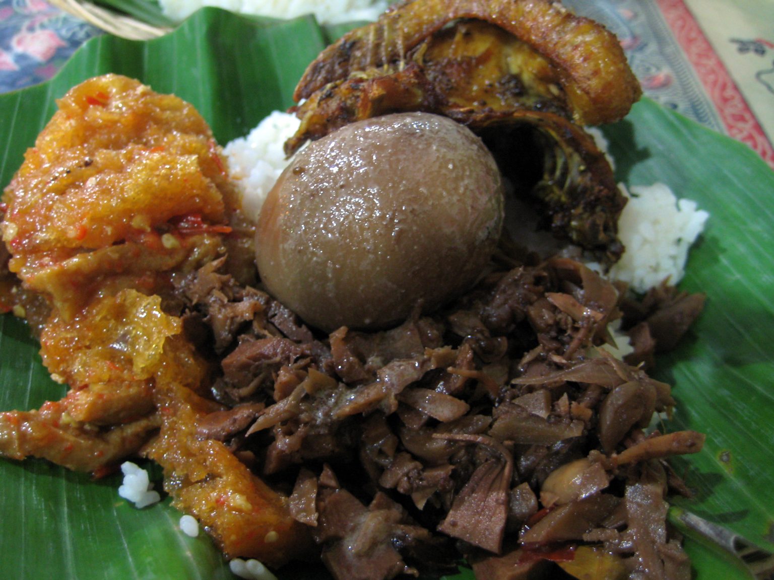 Oseng Endok: Hidangan Rumahan yang Menyimpan Kejutan Rasa dan Filosofi ...